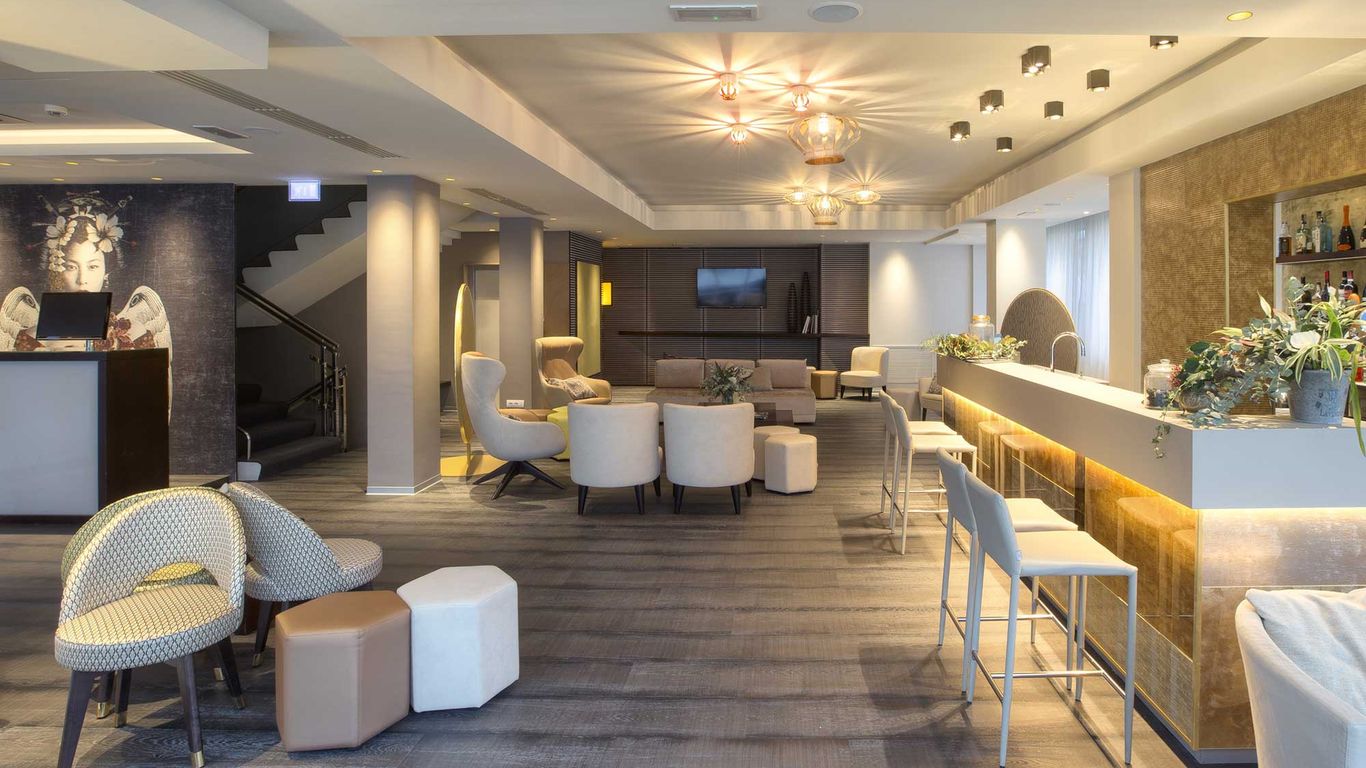 Hotel Dory & Suite S$ 128. Riccione Hotel Deals & Reviews - KAYAK